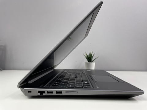 HP ZbooK 15 G6, i7-9850H, 32GB RAM, DYSK 500GB SSD, NVIDIA HP ZbooK 15 G6, i7-9850H, 32GB RAM, DYSK 500GB SSD, NVIDIA